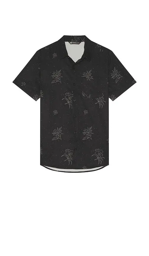 Travis Mathew Techwoven Holding Court Shirt
