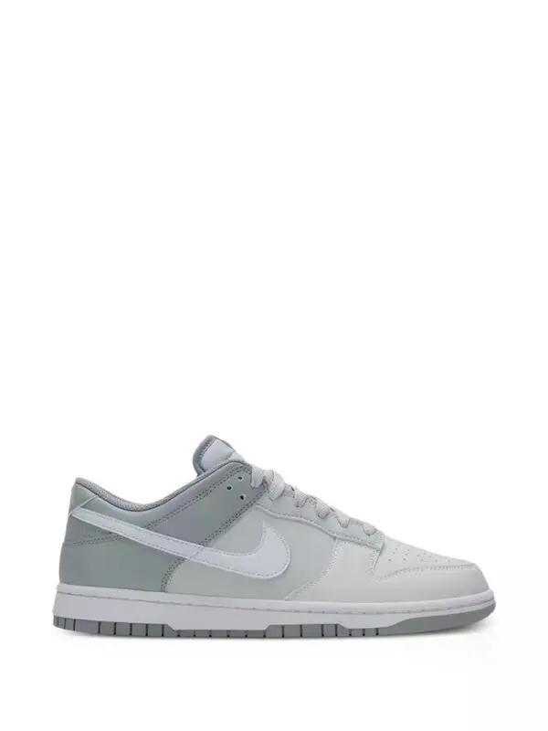 Nike Dunk Low Retro Sneakers