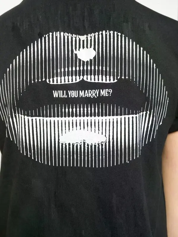 Off-White Graphic Lips Print T-shirt