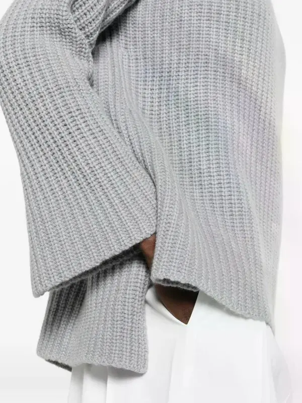 LA JULIE CASHMERE Ribbed Knit Roll-neck Sweater