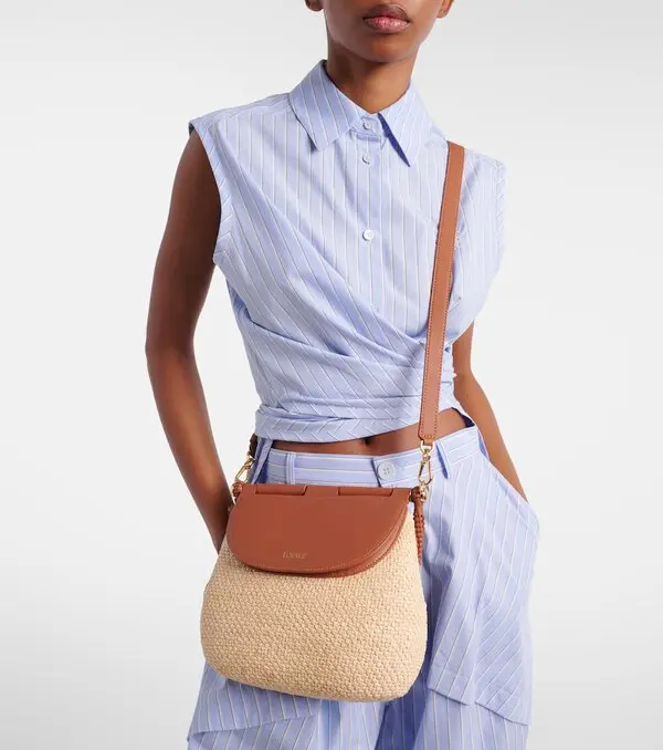 Loewe Pescador Medium Raffia Shoulder Bag - Beige