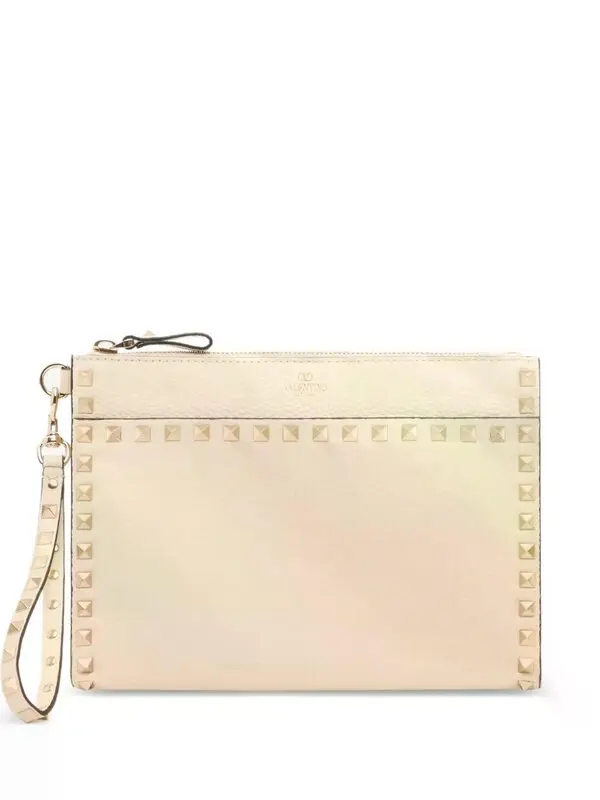 Valentino Garavani Rockstud Pouch In Grainy Calfskin