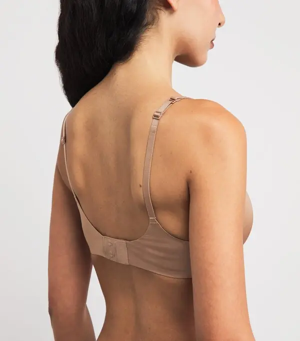 SKIMS Ultimate Nipple Wireless Push-up Bra - Beige