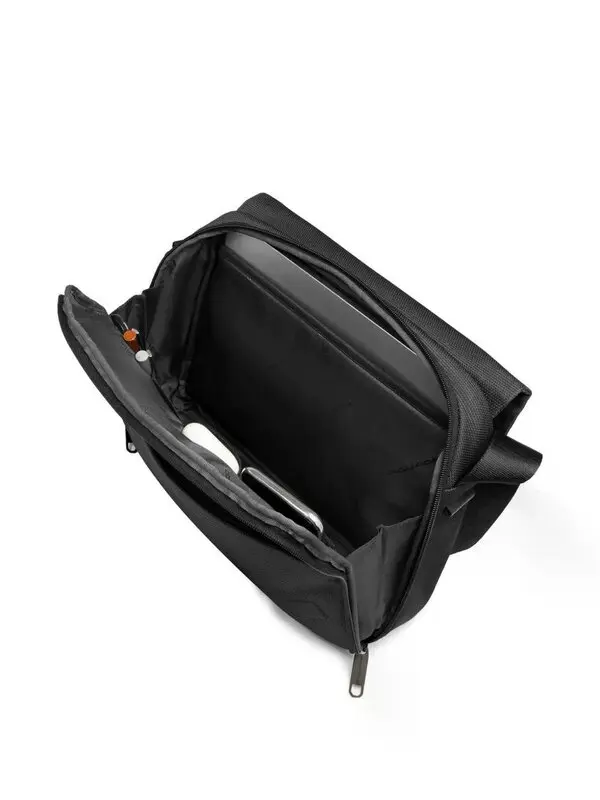 PIQUADRO Textured Foldover Messenger Bag