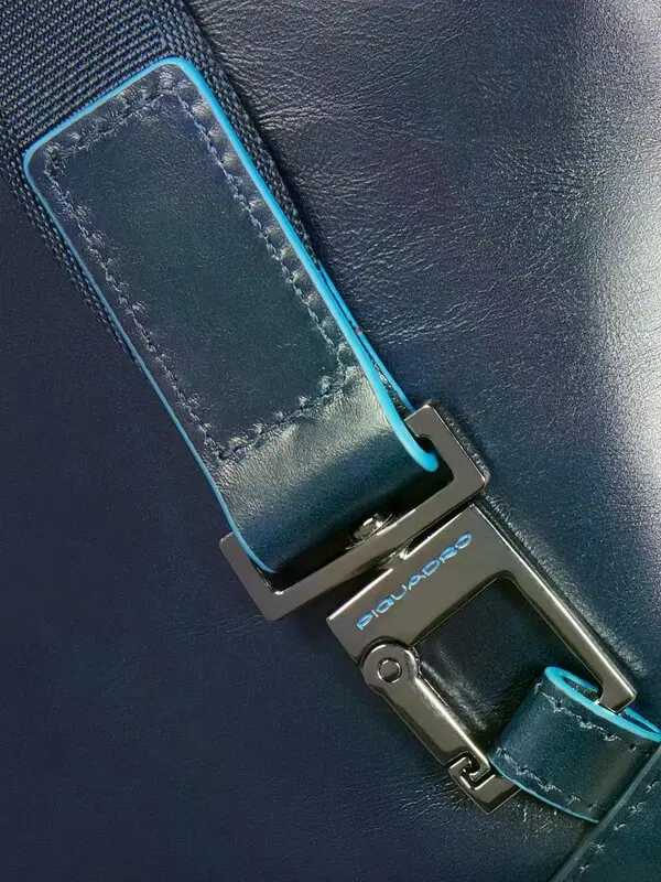 PIQUADRO Leather Messenger Bag