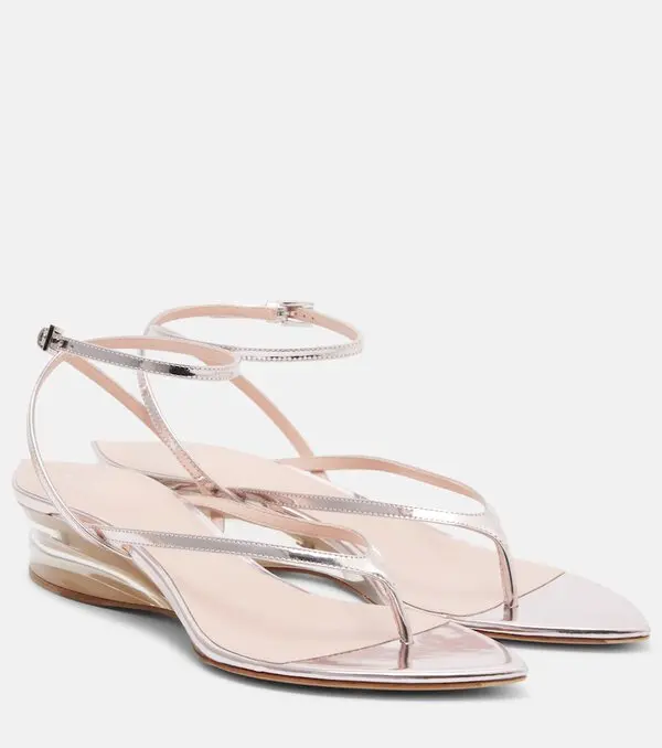 Alaïa Leather Wedge Thong Sandals - Silver