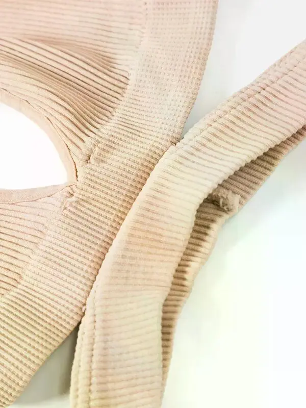 ANDREĀDAMO Ribbed Strappy Halterneck Bra