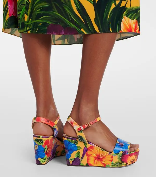 Dolce & Gabbana Bianca Floral Wedges