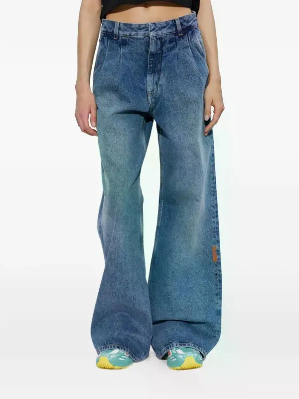 Off-White Pleated Wide-leg Jeans