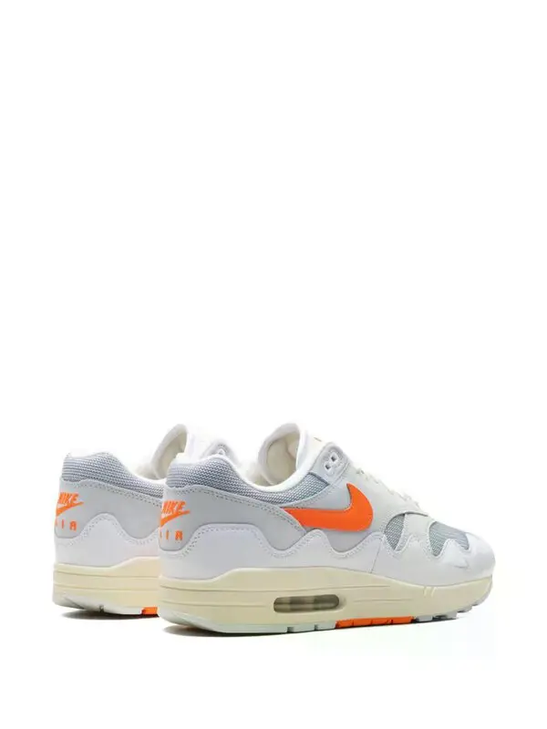 Nike Patta X Max 1 "waves" Sneakers