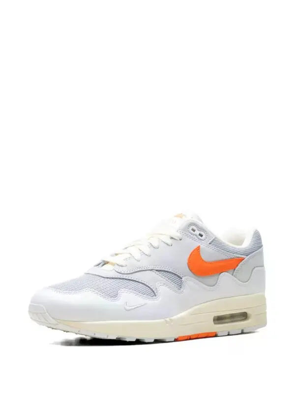 Nike Patta X Max 1 "waves" Sneakers