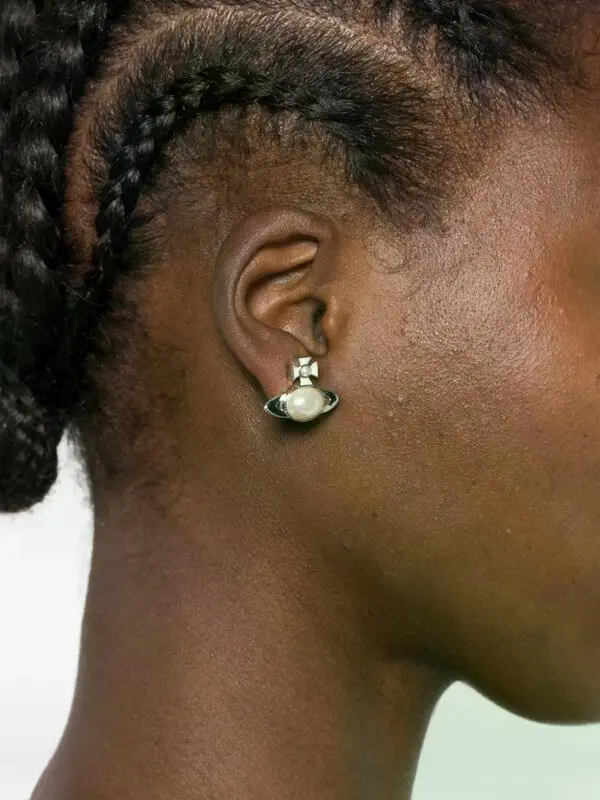 VIVIENNE WESTWOOD Gaby Pearl-embellished Earrings - Silver