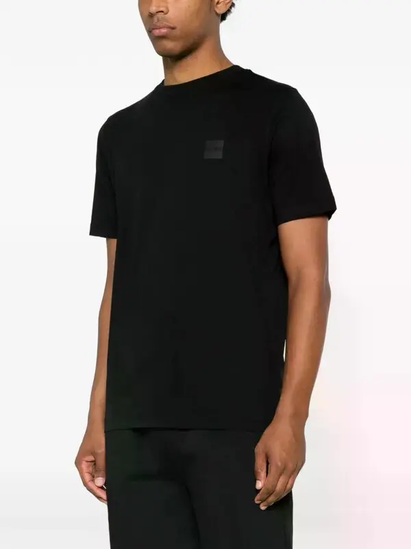 OUTHERE Logo-patch T-shirt - Black