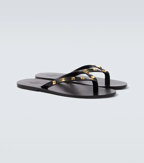 Valentino Garavani Rockstud Leather Thong Sandals