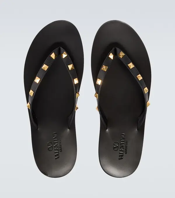Valentino Garavani Rockstud Leather Thong Sandals