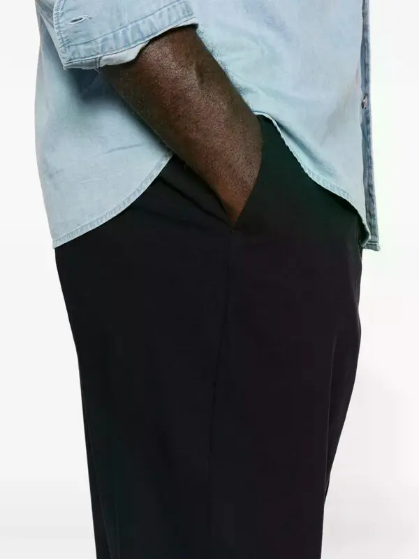 ALLEY DOCKS 963 Pleated Detail Shorts With Welt Pockets