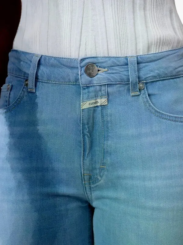 Closed Milo Cropped Jeans In Light Denim