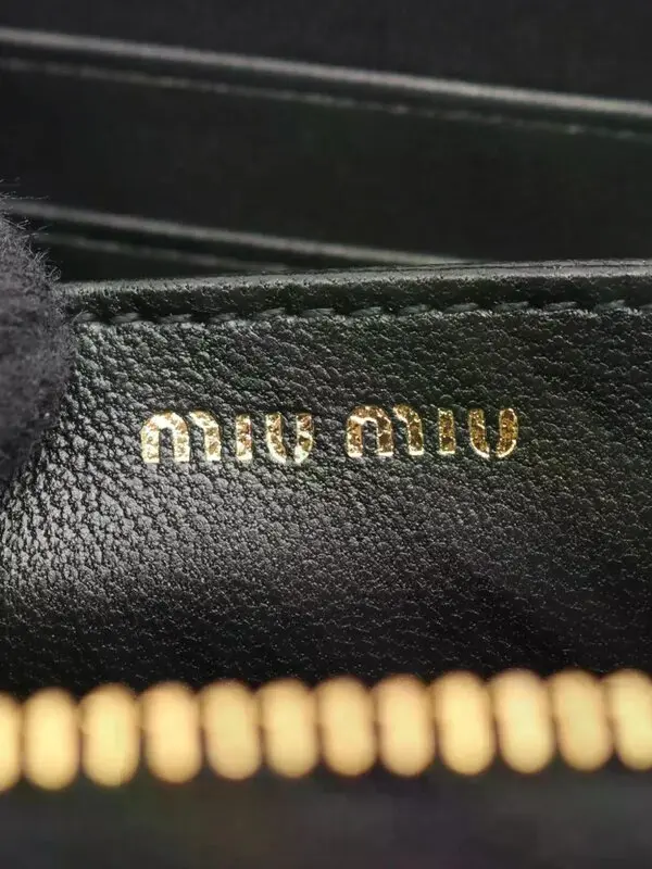 Miu Miu 2020s Logo-plaque Wallet