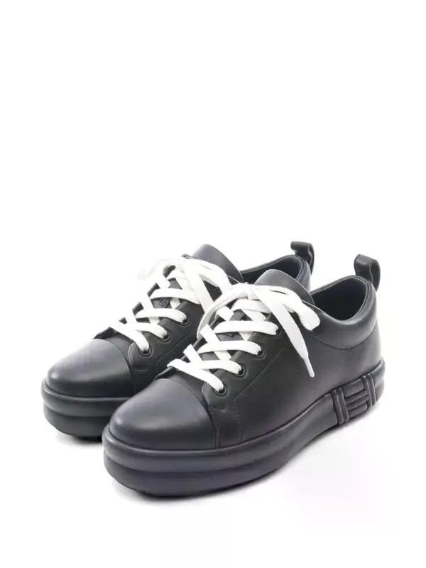 Hermès Leather Round Toe Lace-up Sneakers - Black