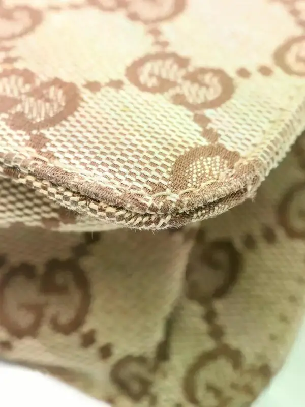 Gucci Gg Canvas Crossbody Bag - Neutrals