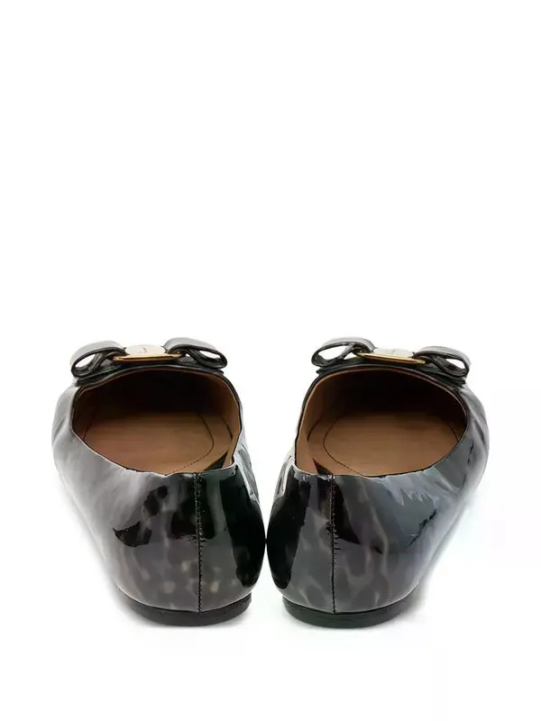 FERRAGAMO Vara Bow Detail Ballet Flats - Black