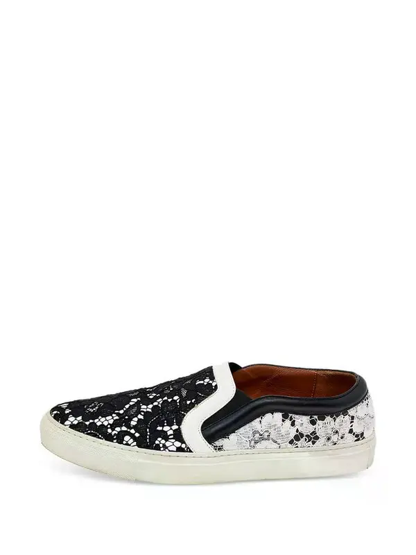 Givenchy Lace Leather Slip-on Sneakers - Black