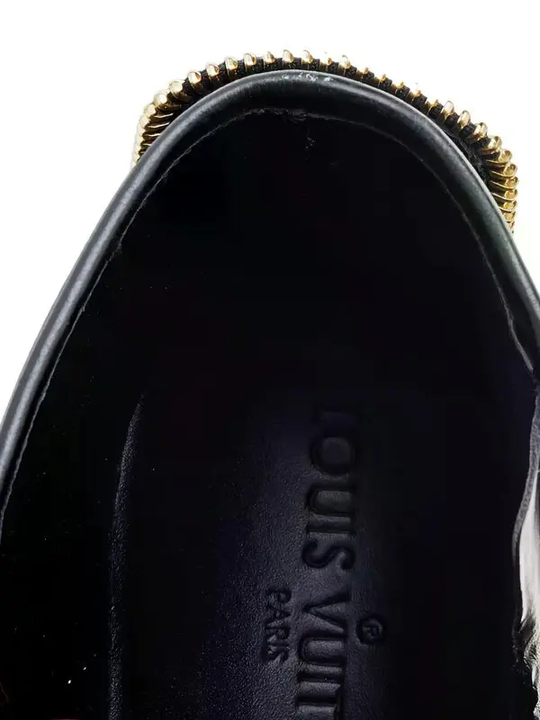LOUIS VUITTON High Top Zip-up Sneakers