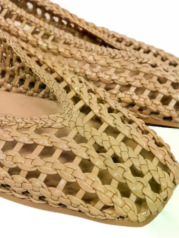 POCHE PARIS Woven Slingback Flat Pumps