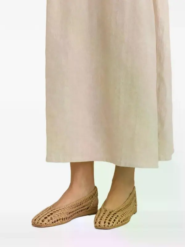 POCHE PARIS Woven Slingback Flat Pumps