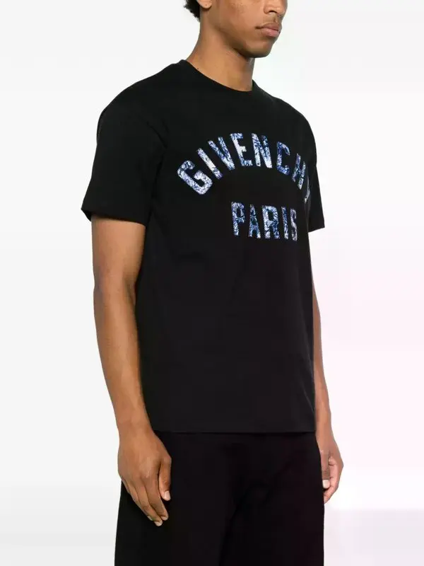 Givenchy Logo-appliqué T-shirt