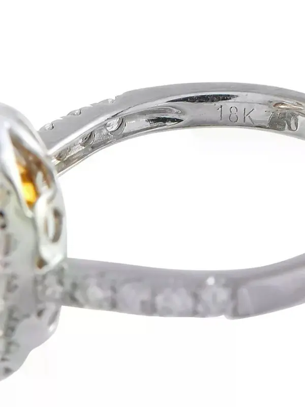 LB EXCLUSIVE 18k White Gold Diamond Halo Ring
