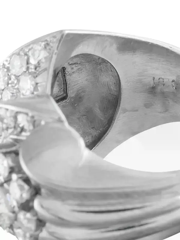 LB EXCLUSIVE 18k White Gold Diamond Ring