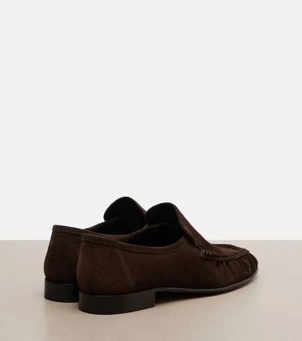 THE ROW Soft Ruched Suede Loafers - Brown