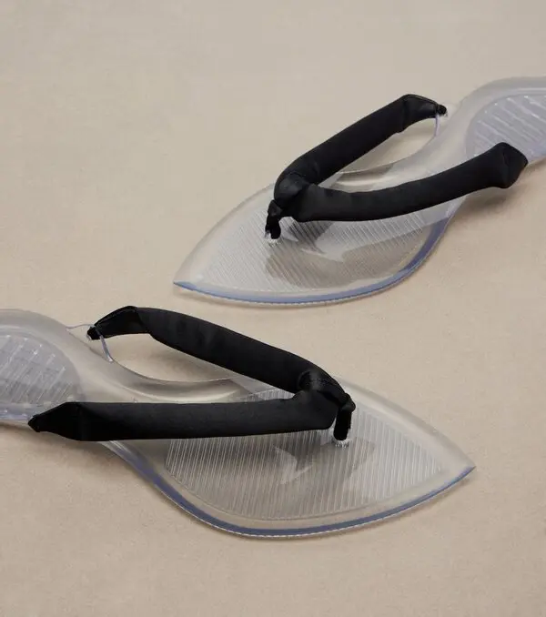 Alaïa Satin Thong Sandals - Transparent