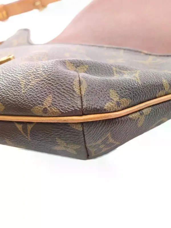 LOUIS VUITTON Monogram Musette Tango Shoulder Bag
