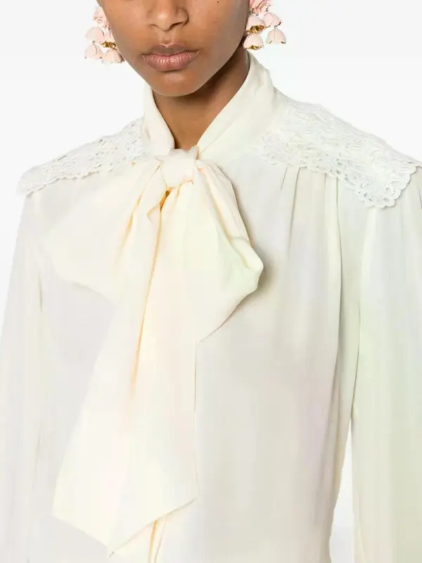Chloé Lace-trimmed Pussy-bow Blouse - Neutrals