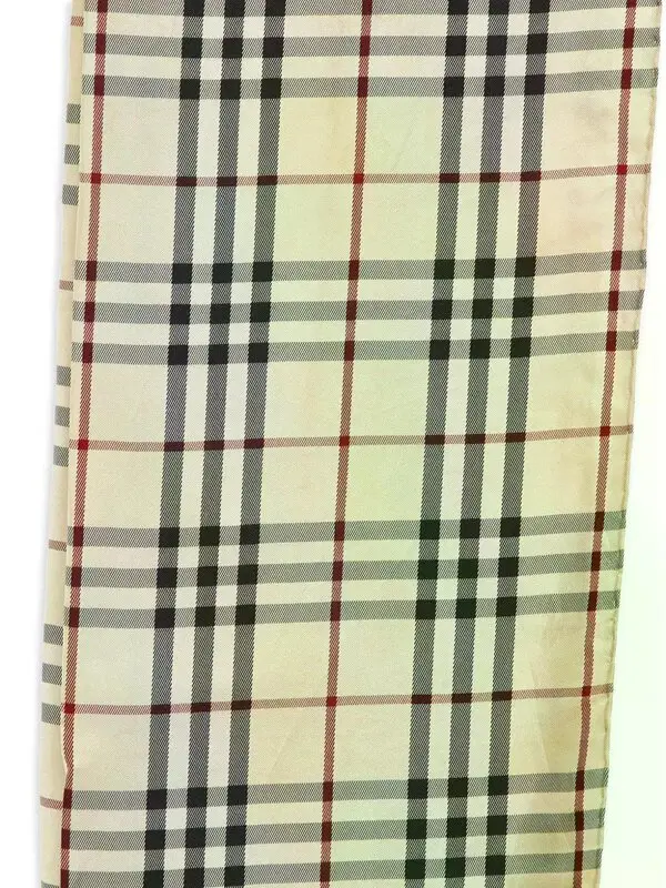 Burberry Vintage Check Fringed Scarf