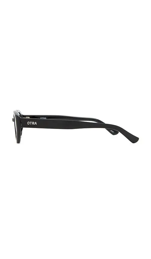 OTRA Greta Oval Sunglasses - Black