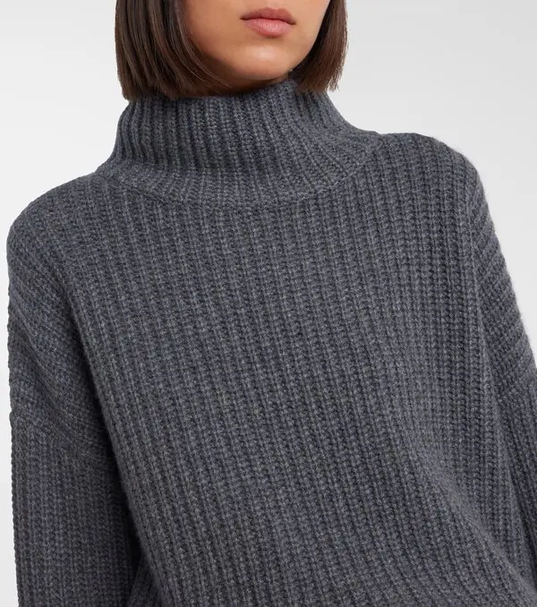 LISA YANG Julina Cashmere Turtleneck Sweater