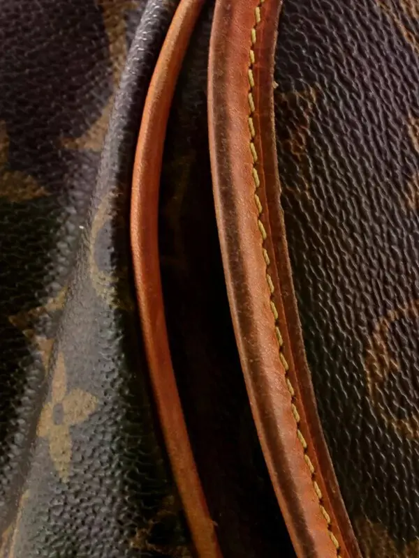 LOUIS VUITTON Monogram Canvas Pm Shoulder Bag
