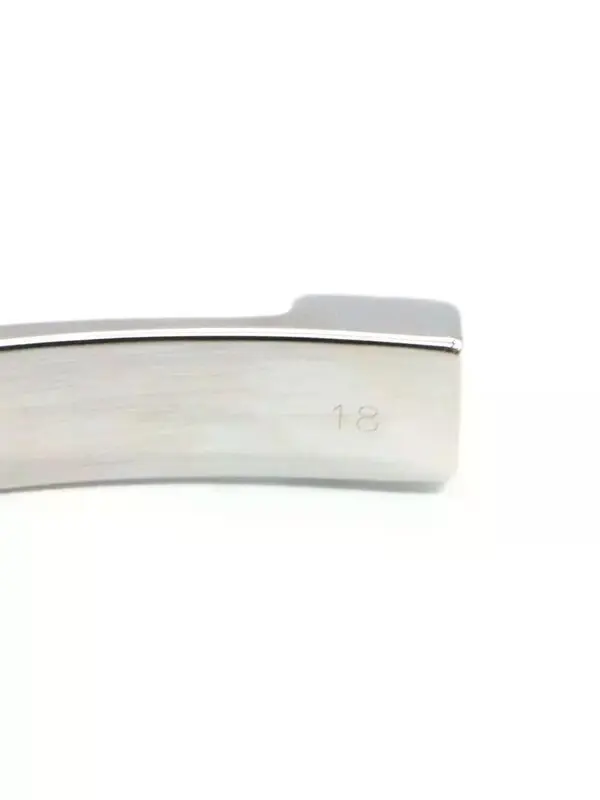 Gucci 18k White Gold Engraved Icon Motif Cuff Bracelet