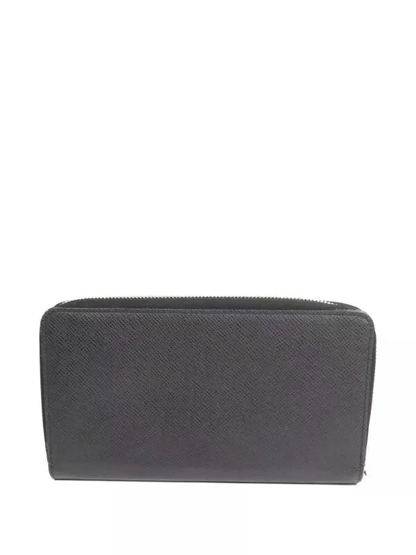 LOUIS VUITTON Taiga Leather Zipper Long Wallet