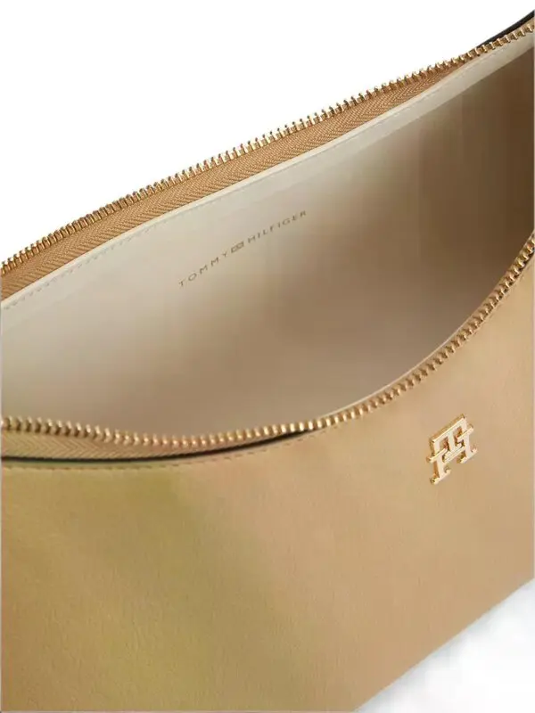 Tommy Hilfiger Logo Plaque Shoulder Bag