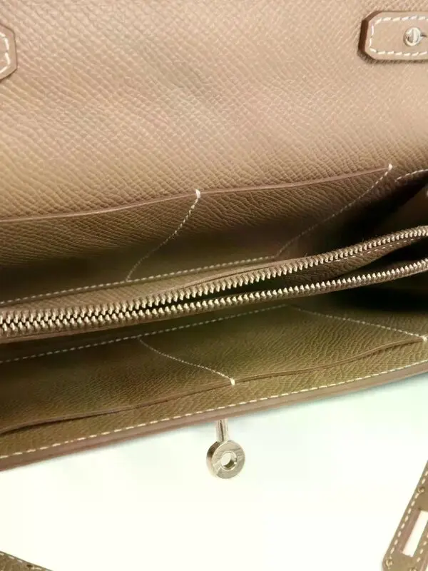 Hermès Kelly To Go Shoulder Bag - Neutrals
