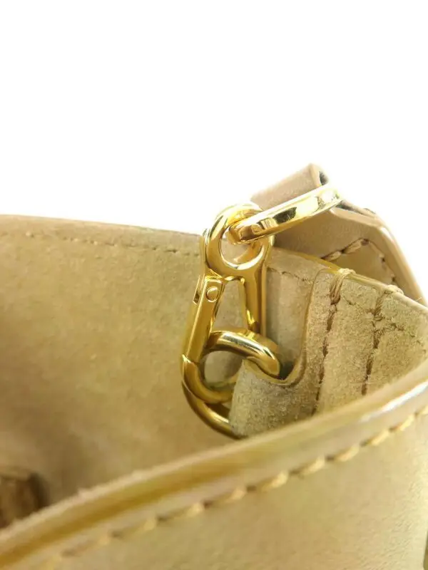 Loewe Pebble Bucket Shoulder Bag - Neutrals