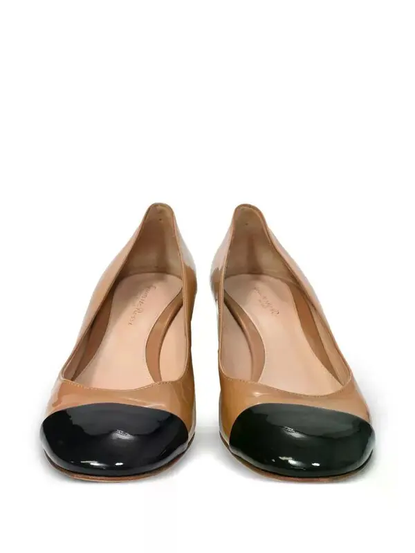 GIANVITO ROSSI Cap Toe Pumps