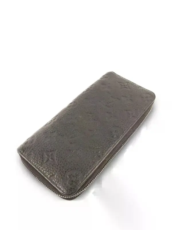LOUIS VUITTON Monogram Taurillon Zippy Wallet