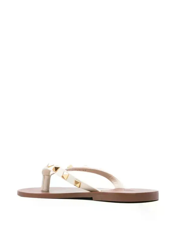 Valentino Garavani Rockstud Embellished Flat Rubber Sandals - Neutrals