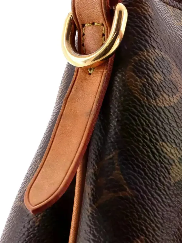LOUIS VUITTON Monogram Canvas Turenne Mm Satchel