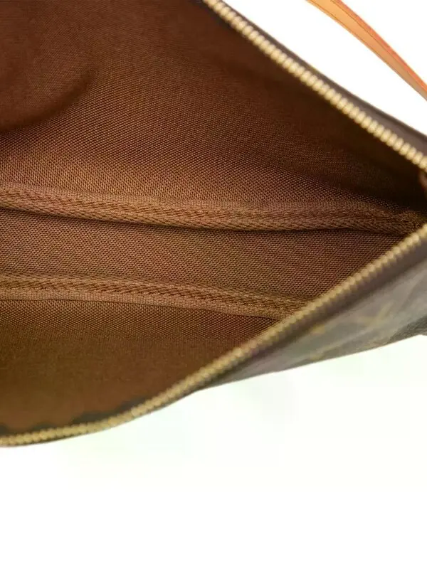 LOUIS VUITTON Monogram Pochette Accessoires Shoulder Bag - Brown